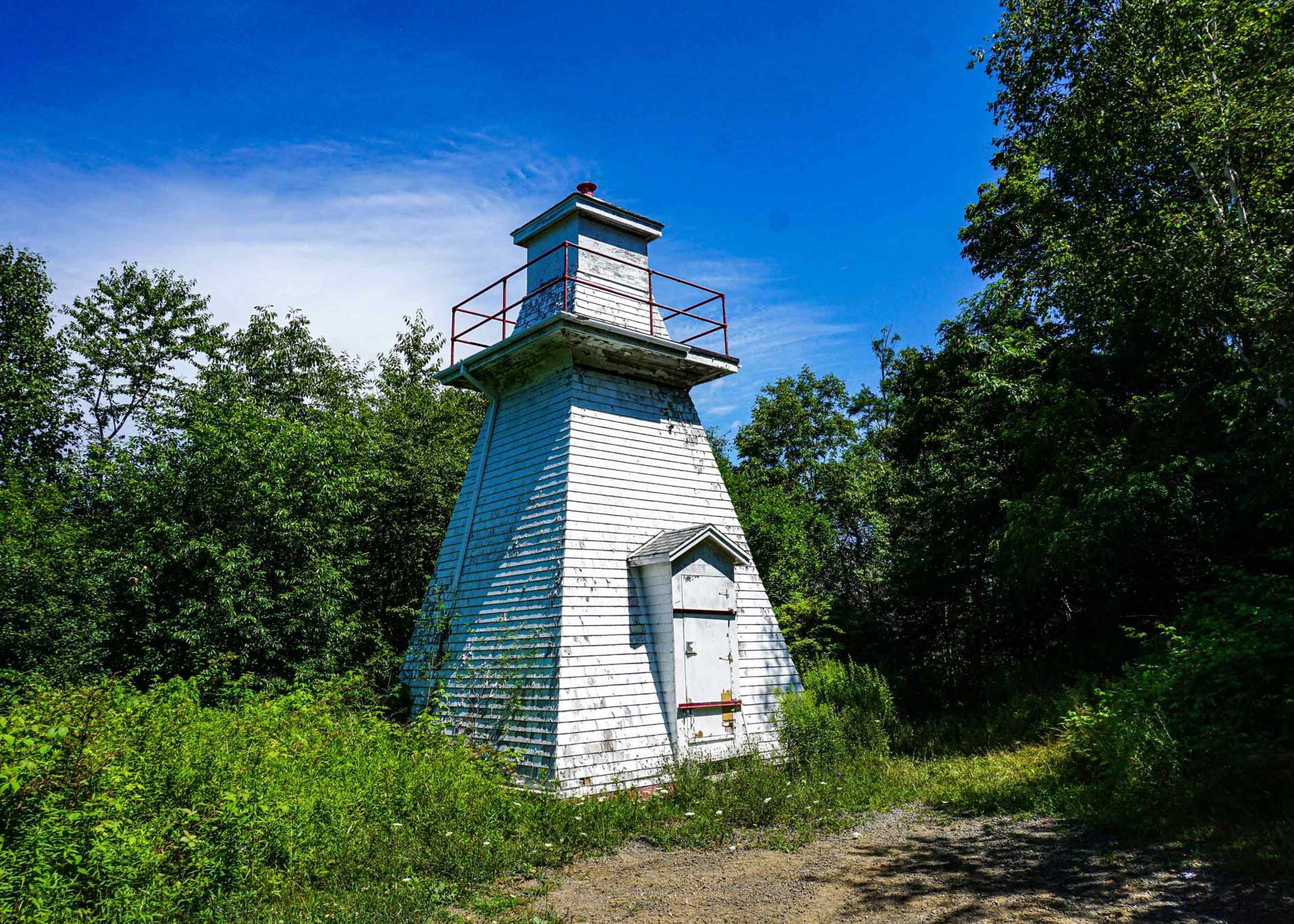 Lighthouse History - Smith's Cove Museum and Historical Society